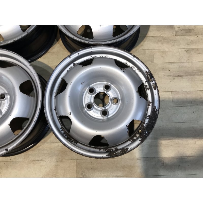 4x Original VW T5 T6 Stahlfelgen 7x17 Zoll ET55 7E0601027B Felgen, 299,00
